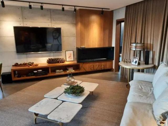 Apartamento Moema 4 Dormitórios 257m²