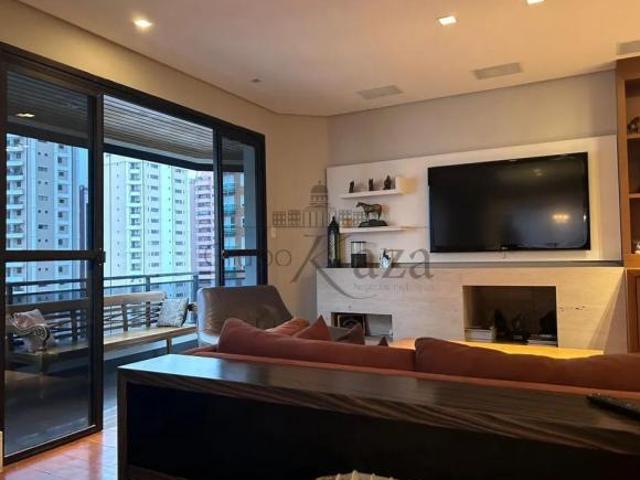 Apartamento Moema 4 Dormitórios 212m²
