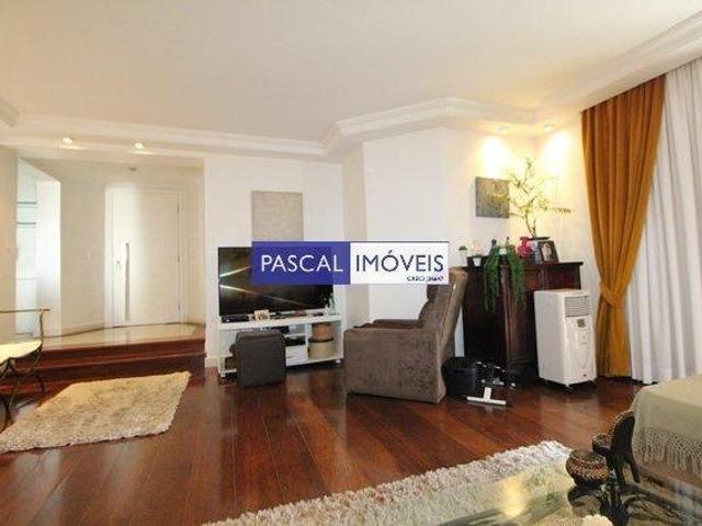 Apartamento Moema 4 dormitórios 2 suítes 3 vagas
