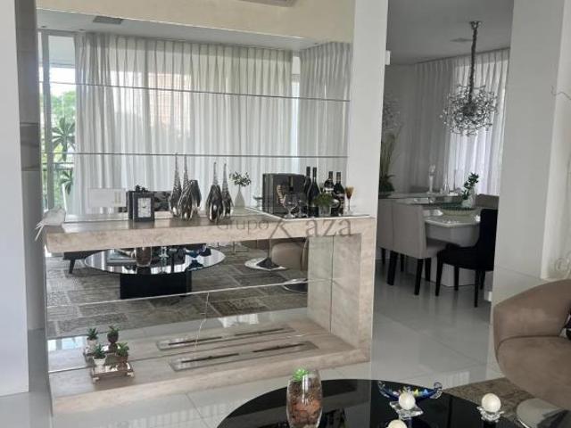 Apartamento Moema 4 Dormitórios 464m²
