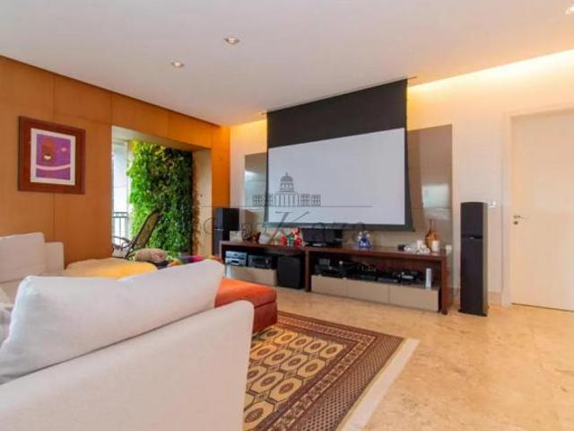 Apartamento Moema 4 Dormitórios 473m²