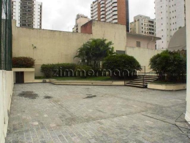 APARTAMENTO MOEMA 4 DORMITORIOS 4 VAGAS