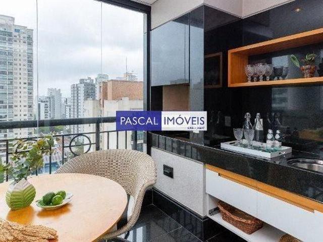 Apartamento Moema 4 dormitórios 5 vagas
