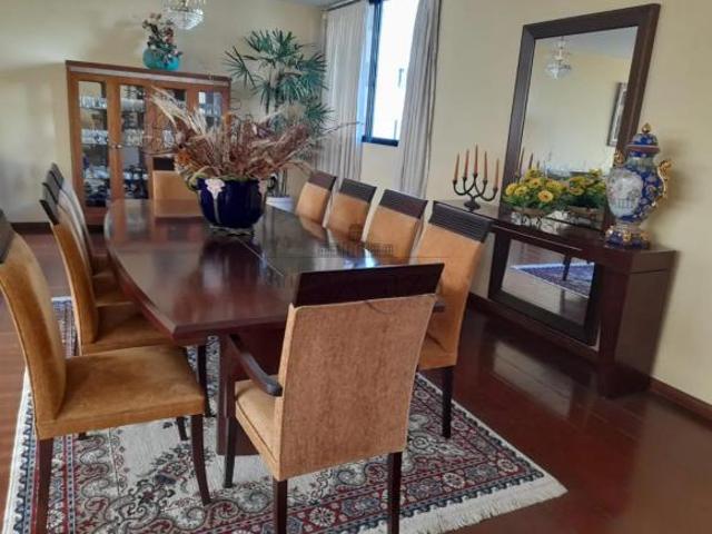 Apartamento Moema 4 Suítes 250m²