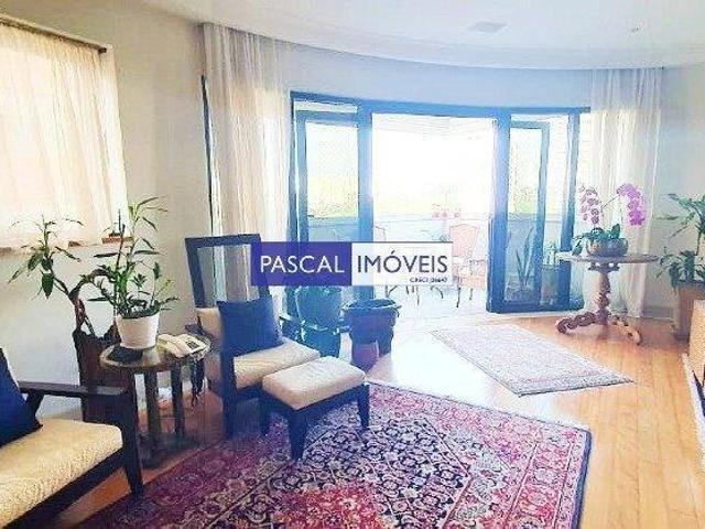 Apartamento Moema 04 dormitórios 02 vagas