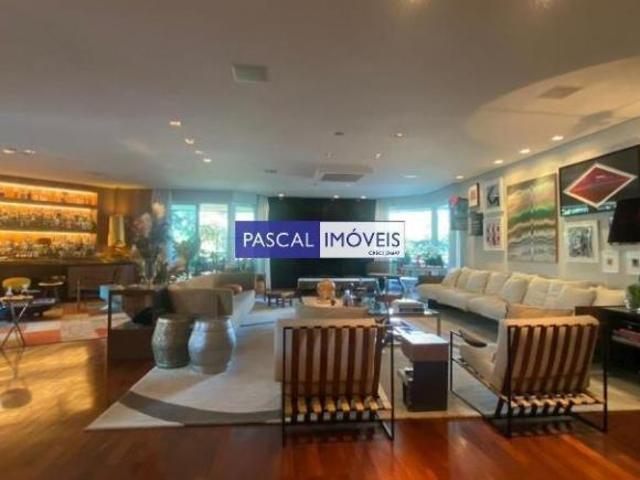 Apartamento Moema 04 suítes 05 vagas