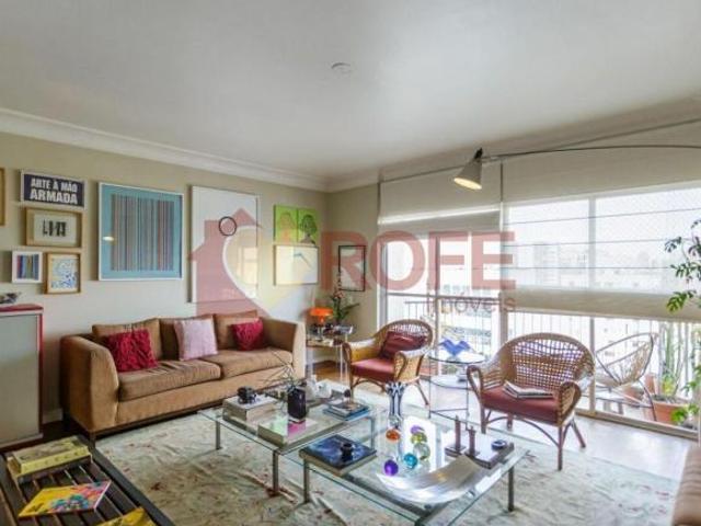 APARTAMENTO MOEMA | 180 M2, LAZER E LOCALIZAÇÃO EXCELENTES!
