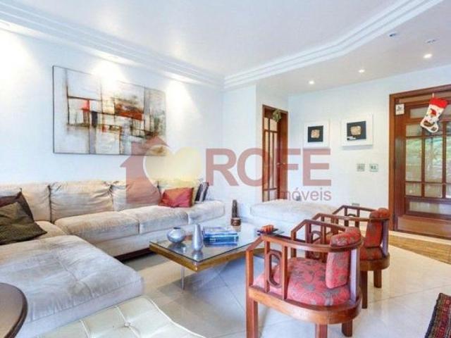 APARTAMENTO MOEMA | 200 M2 | LAZER E LOCALIZAÇÃO EXCELENTES!