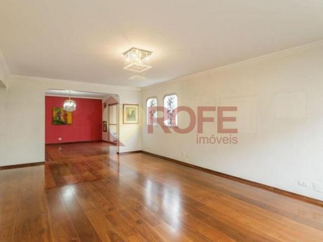APARTAMENTO MOEMA | 208 M2 | LOCALIZAÇÃO EXCELENTE!