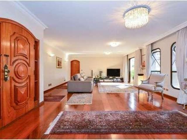 Apartamento Moema 267 m² 4 Suítes e 3 Vagas