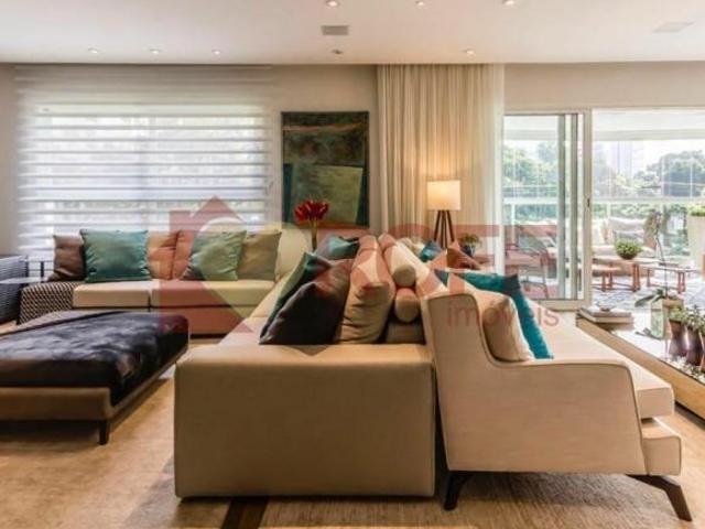 APARTAMENTO MOEMA | 324 M2 | ALTO PADRÃO | LAZER E LOCALIZAÇÃO EXCELENTES!