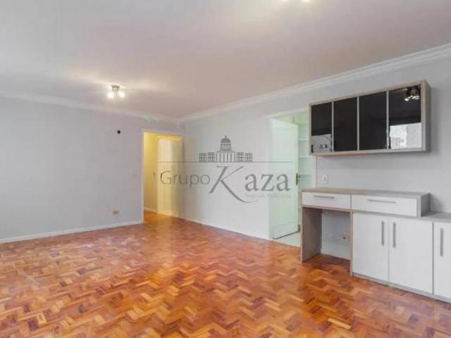 Apartamento Moema 3 Dormitórios 105m²