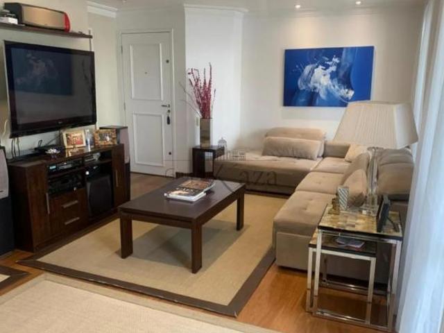 Apartamento Moema 3 Dormitórios 128m²