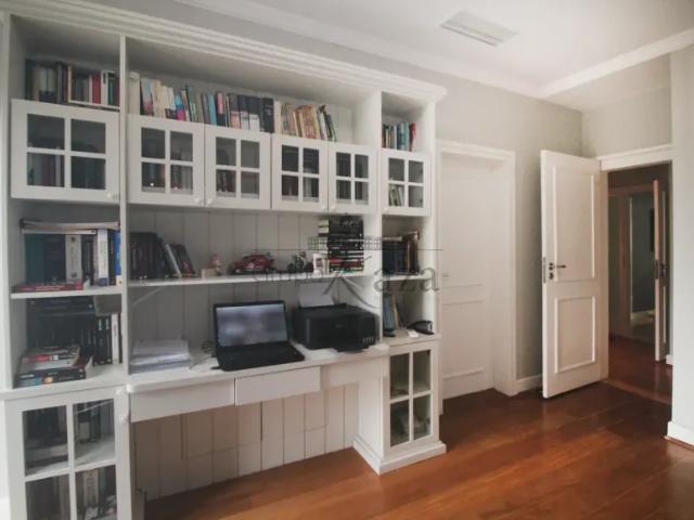 Apartamento Moema 3 Dormitórios 245m²