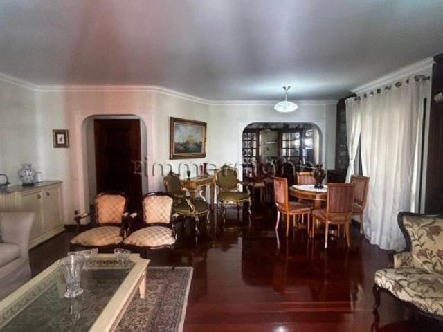 APARTAMENTO MOEMA 3 DORMITÓRIOS 2 VAGAS