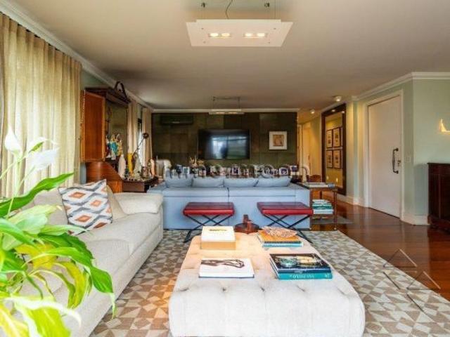 APARTAMENTO MOEMA 3 DORMITÓRIOS 3 VAGAS