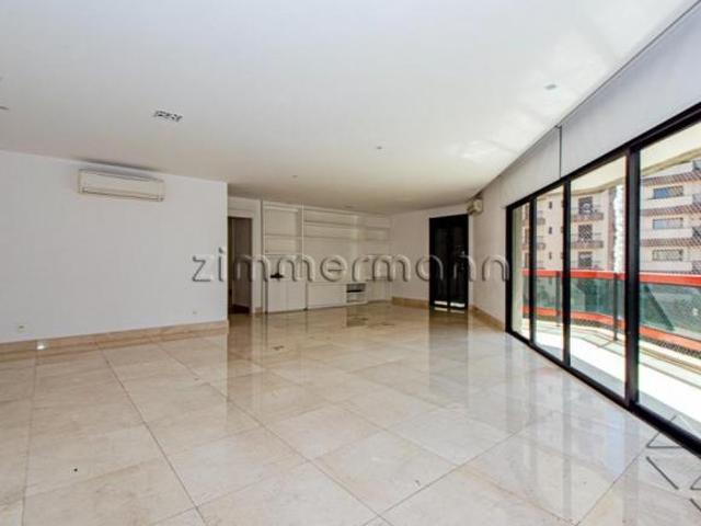 APARTAMENTO MOEMA 3 SUÍTES