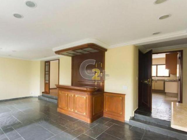 APARTAMENTO MOEMA 3 SUÍTES 4 VAGAS UM POR ANDAR
