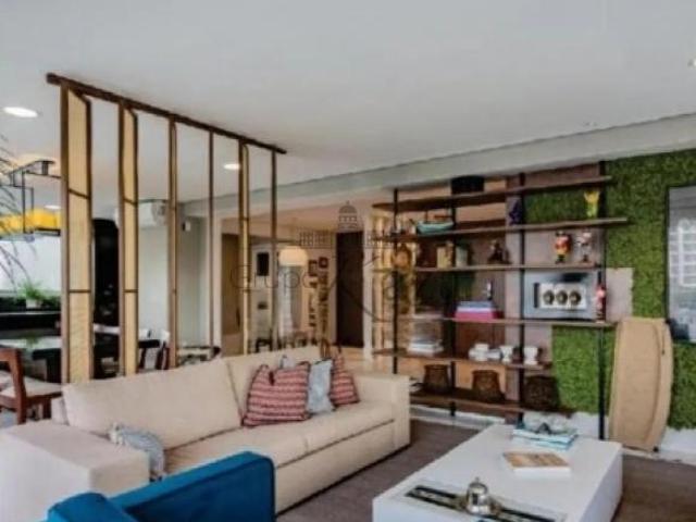 Apartamento Moema 3 Suítes 278m²