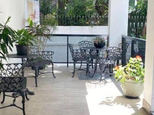 Apartamento Moema com 2 dormitórios à venda, 80 m² por R$ 920.000,00