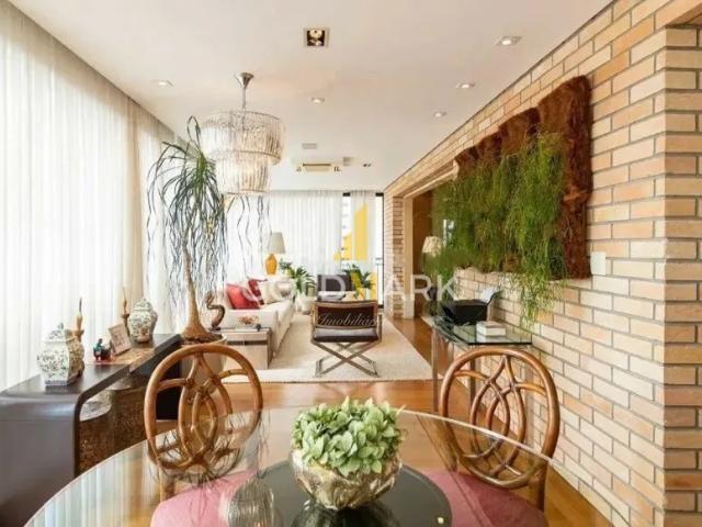 Apartamento Moema Pássaros 367 metros 3 suítes 5 garagens