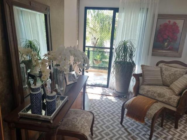 APARTAMENTO MORUMBI 3 DORMITÓRIOS 4 VAGAS