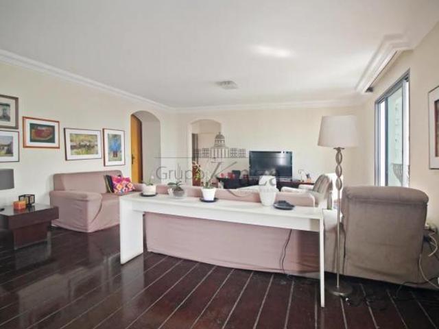 Apartamento Morumbi 4 Dormitórios 305m²