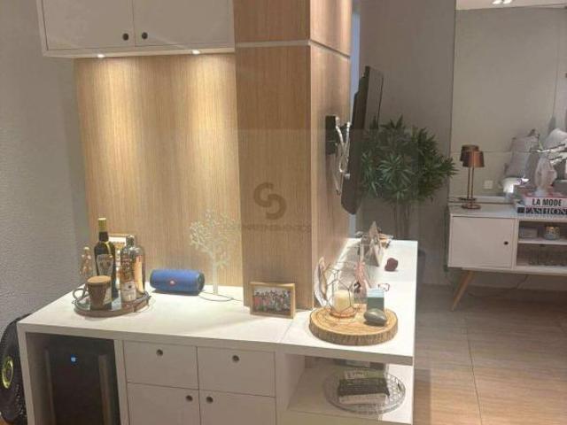 Apartamento muito bem decorado em prédio novo e com vista agradável