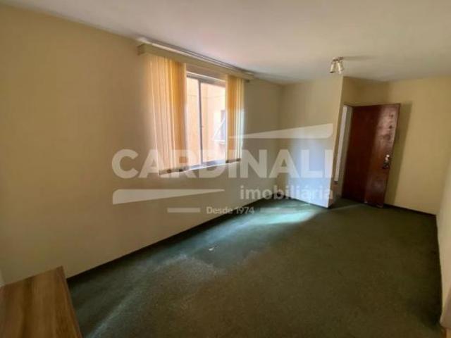 Apartamento muito bem localizado