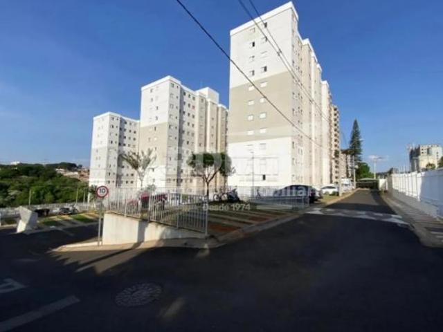 Apartamento muito bem localizado com uma vista incrível do ultimo andar