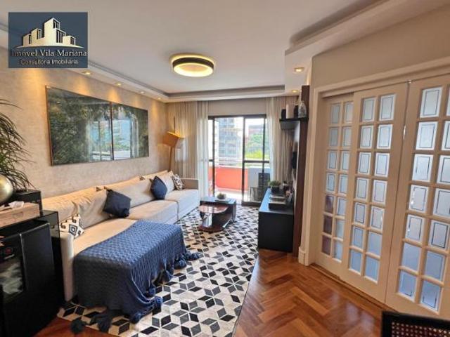 APARTAMENTO MUITO BEM LOCALIZADO E REFORMADO