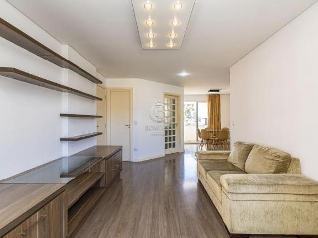 Apartamento muito espaçoso na região da Vila Izabe
