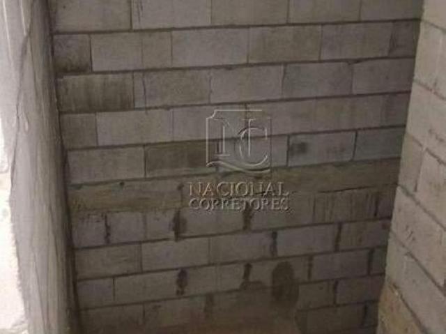Apartamento N°2 sem condomínio no térreo, 1 dormitório, SEM VAGA DE GARAGEM.