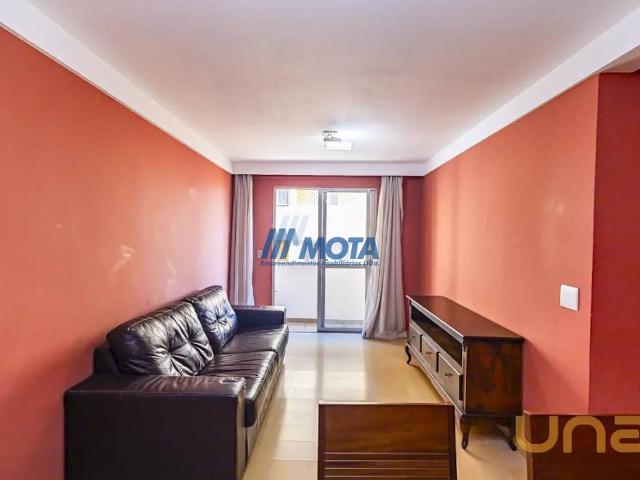 Apartamento na Theodoro Schneider Portão Curitiba PR, aluguel por R$ 2.600