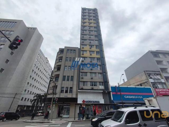 Apartamento na Tiradentes Centro Curitiba PR, aluguel por R$ 1.900