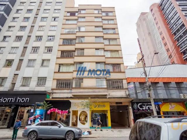 Apartamento na Vicente Machado Centro Curitiba PR, aluguel por R$ 1.700