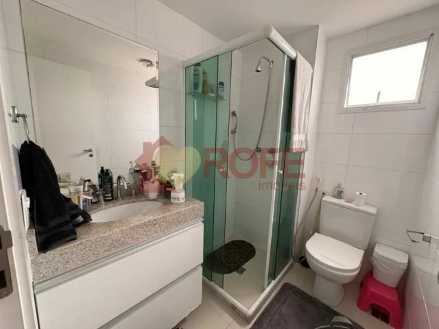 Apartamento na Vila Mascote à venda, com 2 suítes e 2 vagas, condomínio com piscina coberta