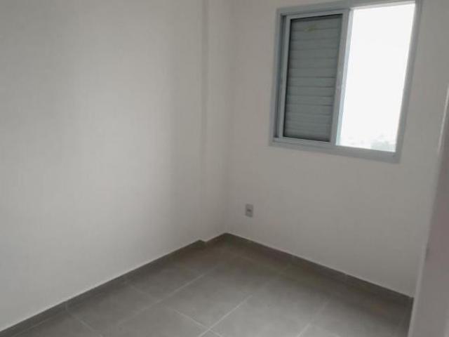 Apartamento na Vila Matilde, 2 dormitórios, ventilado, vista livre, andar alto, próximo a estação vi