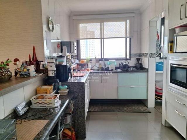 Apartamento na Vila Matilde com 2 quartos sendo 1 suíte e 1 vaga, condomínio com lazer completo