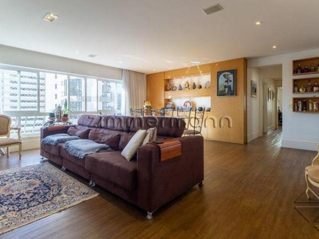 APARTAMENTO NA VILA NOVA CONCEIÇÃO 3 DORMITÓRIOS 2 VAGAS