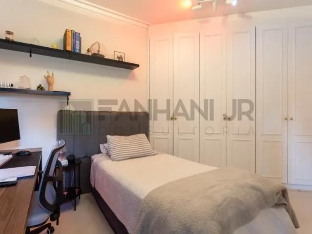 Apartamento na Vila Nova Conceição: 4 quartos, 2 suítes, 4 salas, 5 banheiros, 4 vagas, 280m² São