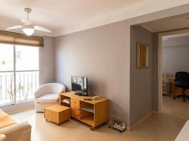 Apartamento na Vila Nova Conceição de 1 Quarto com 1 Vaga 48m² à Venda