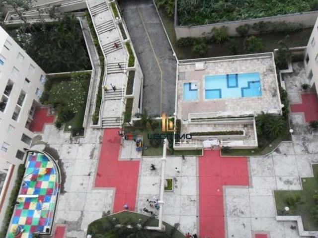 Apartamento na Vila Nova Cachoeirinha com 2 quartos, varanda e vaga. Fácil acesso ao Largo do Clippe