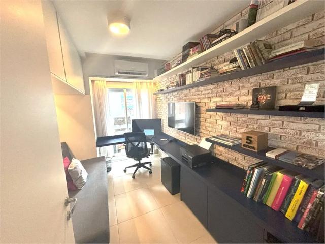 Apartamento na Vila Olímpia 124 metros quadrados 3 dormitórios 3 suítes condomínio club