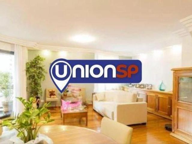 Apartamento na Vila Olímpia à Venda