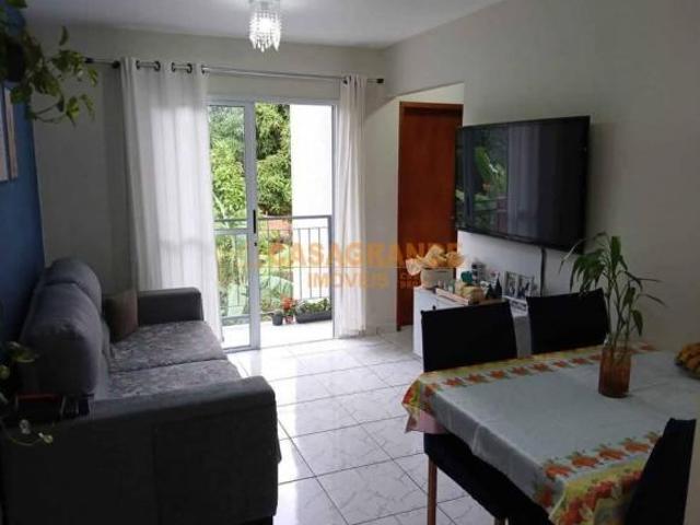Apartamento na Vila Adriana