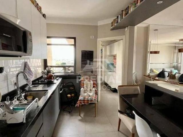 Apartamento na Vila Adyana com 3 dormitórios