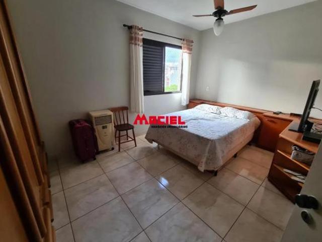 Apartamento na Vila Adyana de 113m² com sacada