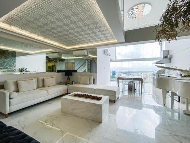 Apartamento na Vila Andrade com 198m², 4 suítes, 3 vagas