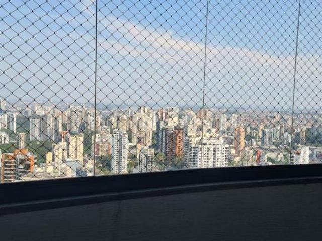 Apartamento na Vila Andrade de 980m² com 5 dormitórios sendo 5 suítes, 5 banheiros e 5 vagas